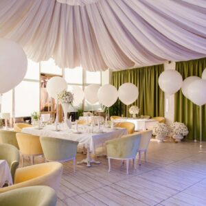 Decor baloane by Lili Stefan